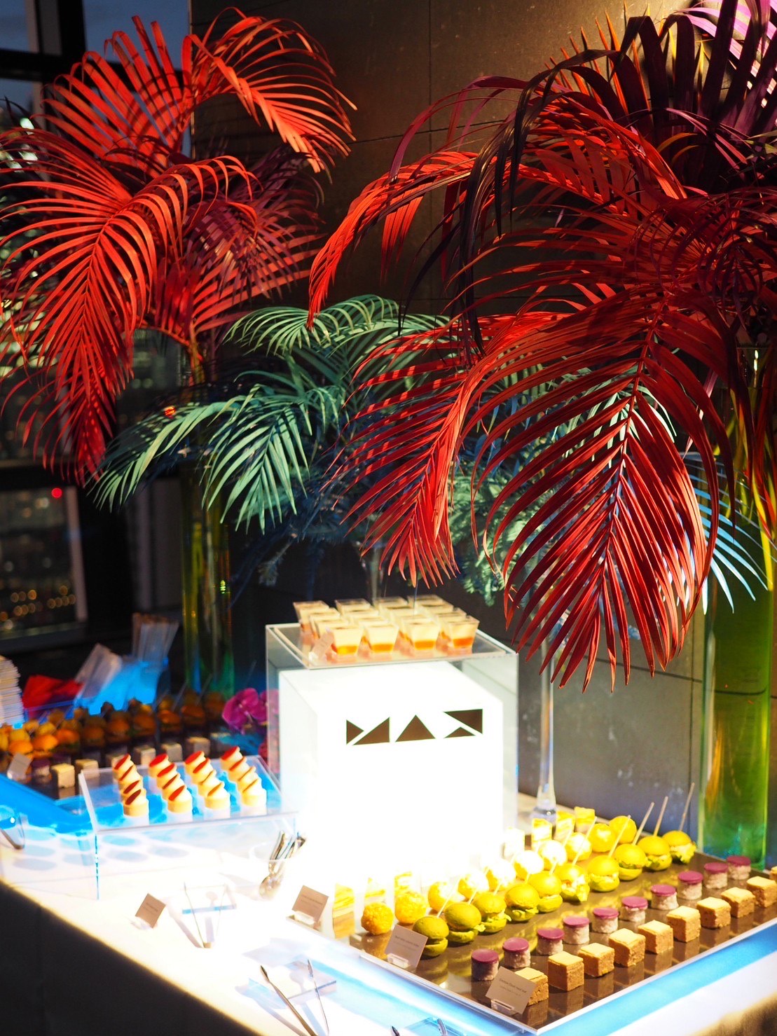 都立大学の花屋・イベント装花ならBIONIC PLANTSへ